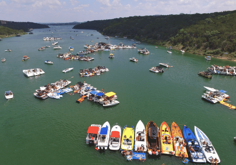 Top 10 Things To Do On Lake Travis - Things To Do In Austin